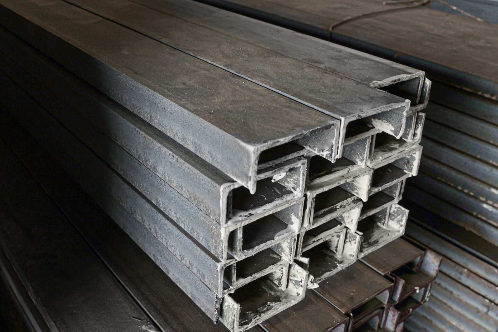 Channel Bar – Top Silver