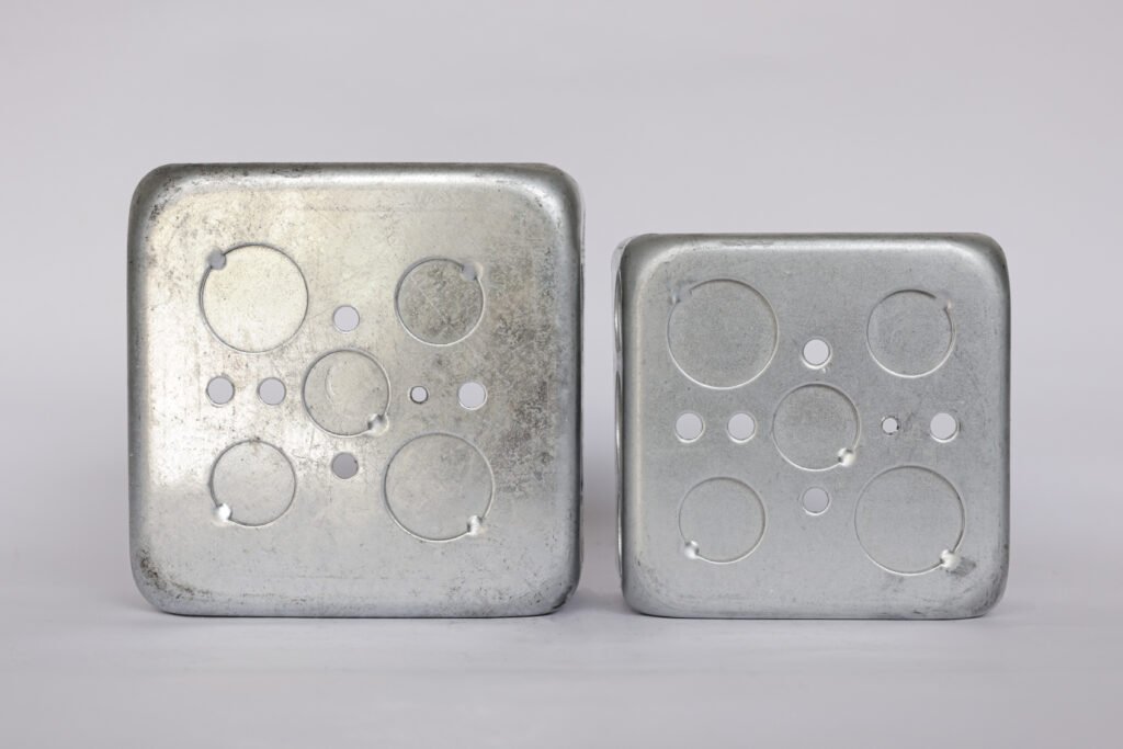 Conduit Boxes (Square) – Top Silver