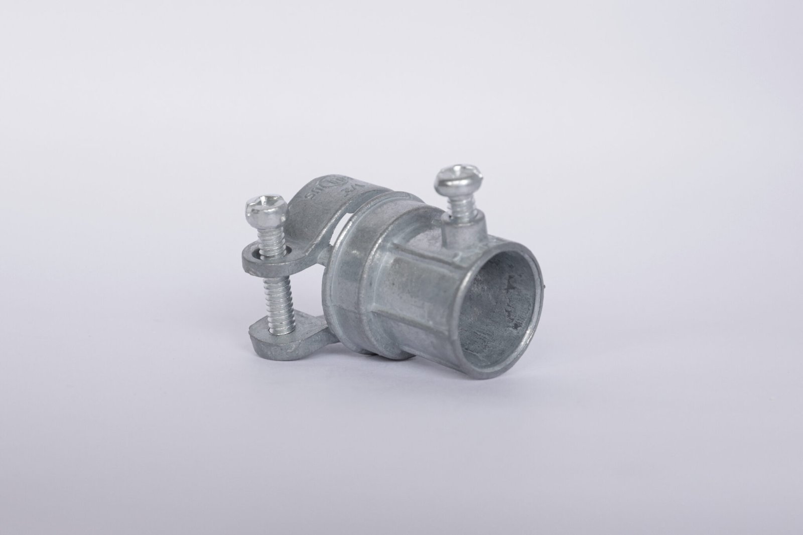 ETF (EMT to Flexible Connector) – Top Silver