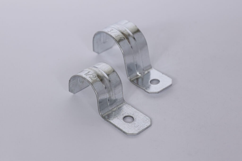 One Hole Clamp – Top Silver